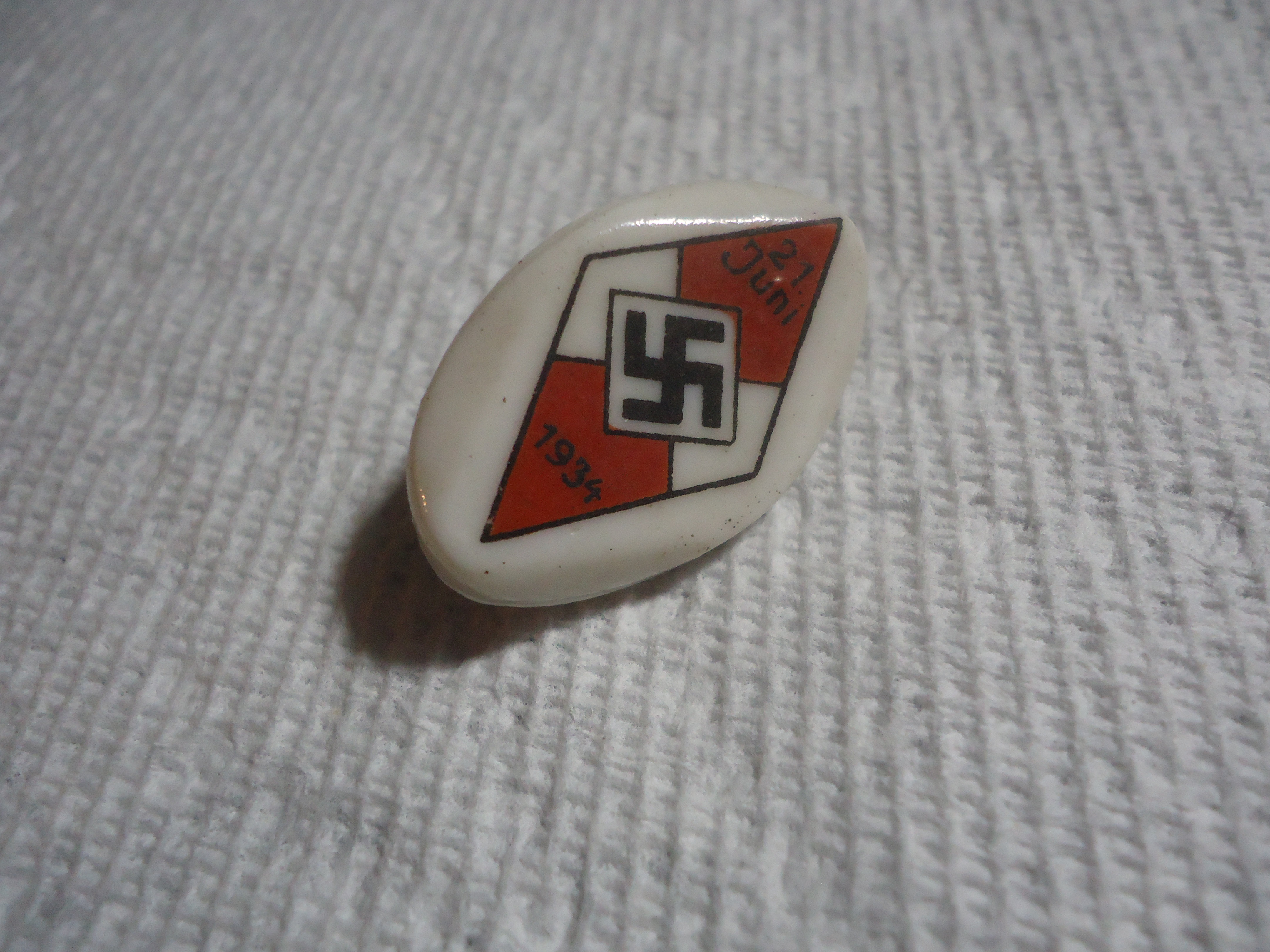 1934 Hitler Youth Pin Marked 38 Sjs Militaria